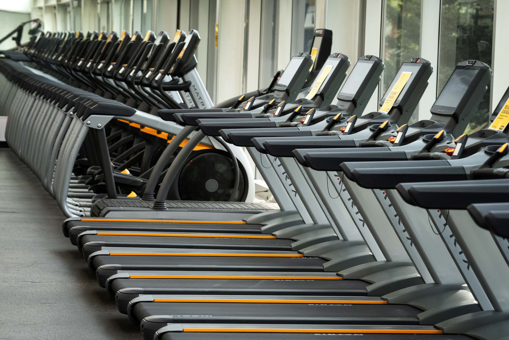 Hawkeye Tennis and Recreation Complex | Recreational Services ...